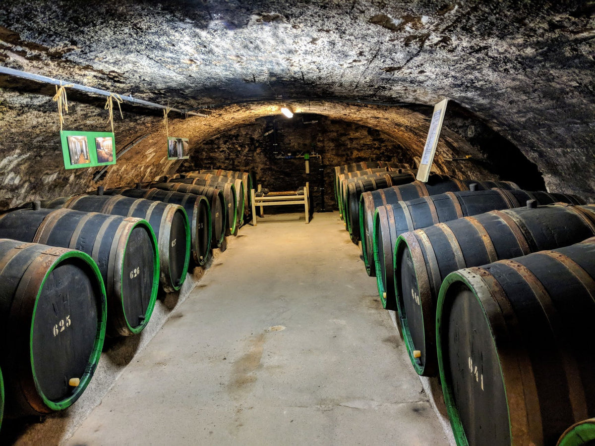 5 Wine Cellars in England that are Worth Visiting – Hellenic Grocery